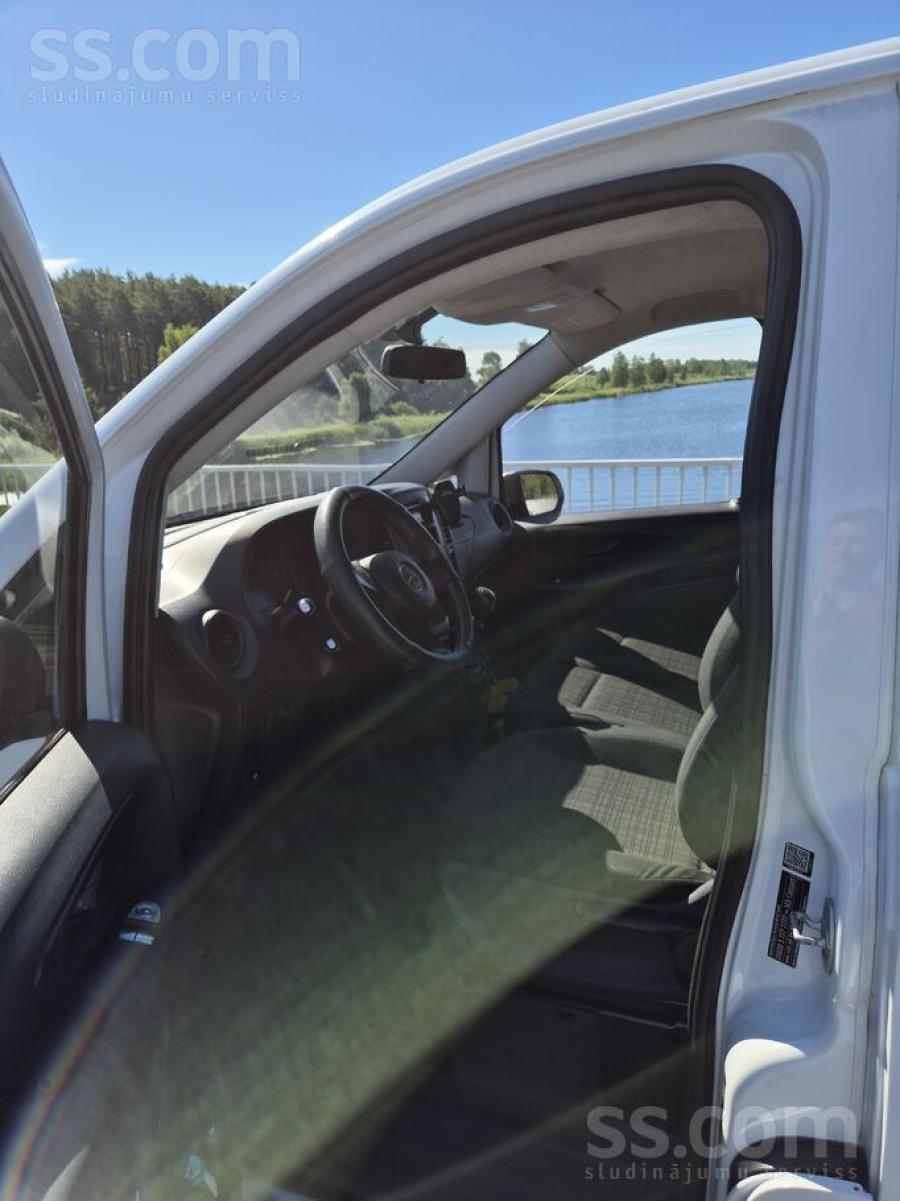 White Mercedes-Benz Vito 2016 in Riga, with an engine capacity of 1.60 L and mileage of 156 thousand km for 8600 €, photo 6 on AUTOMOTO.COM.LV