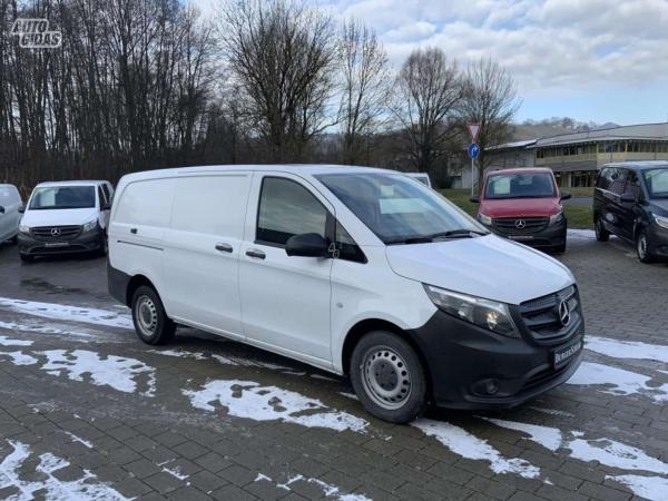 White Mercedes-Benz Vito 2021 in Kaunas, with an engine capacity of 1.80 L and mileage of 61 thousand km for 26426 €, photo 3 on AUTOMOTO.COM.LV