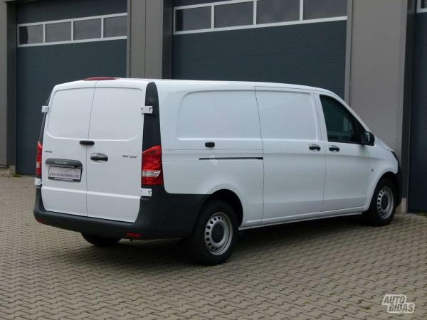 White Mercedes-Benz Vito 2021 in Kaunas, with an engine capacity of 2.00 L and mileage of 56 thousand km for 31124 €, photo 7 on AUTOMOTO.COM.LV