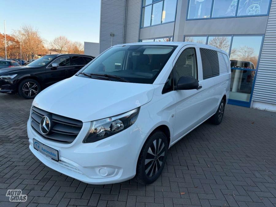 White Mercedes-Benz Vito 2022 in Kaunas, with an engine capacity of 2.00 L and mileage of 65 thousand km for 33167 €, photo 3 on AUTOMOTO.COM.LV