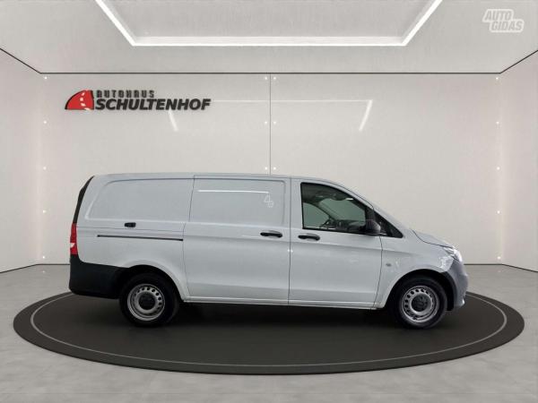 Balts Mercedes-Benz Vito 2023 Kauņa, ar dzinēja tilpumu 2.00 L un nobraukumu 70 tūkst. km par 27972 €, foto 4 vietnē AUTOMOTO.COM.LV