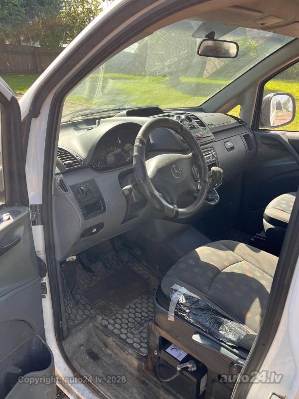 Balts Mercedes-Benz Vito 2005 Tallina, ar dzinēja tilpumu 2.10 L un nobraukumu 376 tūkst. km par 2300 €, foto 9 vietnē AUTOMOTO.COM.LV