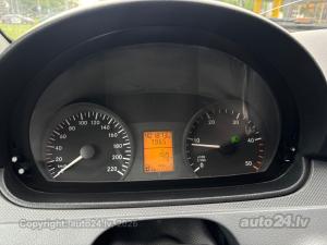 Белый Мерседес Вито 2007 в Таллин, объемом двигателя 2.10 л и пробегом 399 тыс. км за 2790 €, фото 14 на AUTOMOTO.COM.LV