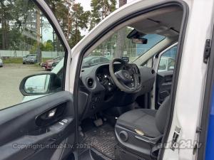 Белый Мерседес Вито 2017 в Таллин, объемом двигателя 2.20 л и пробегом 364 тыс. км за 11000 €, фото 9 на AUTOMOTO.COM.LV