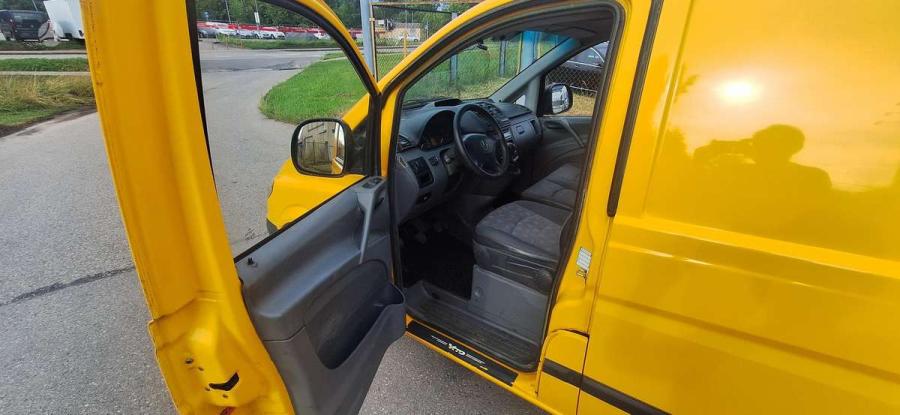 Dzeltens Mercedes-Benz Vito 2007 Viļņa, ar dzinēja tilpumu 2.18 L un nobraukumu 161 tūkst. km par 5500 €, foto 12 vietnē AUTOMOTO.COM.LV