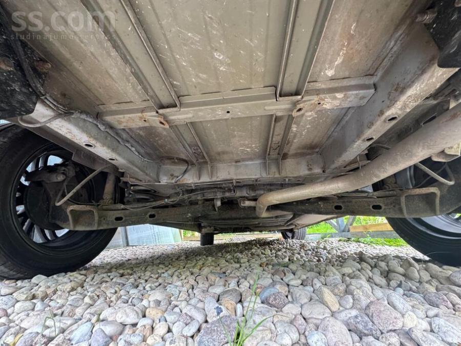 Dzeltens Mercedes-Benz Vito 2002 Rīga, ar dzinēja tilpumu 2.20 L un nobraukumu 67 tūkst. km par 4500 €, foto 8 vietnē AUTOMOTO.COM.LV