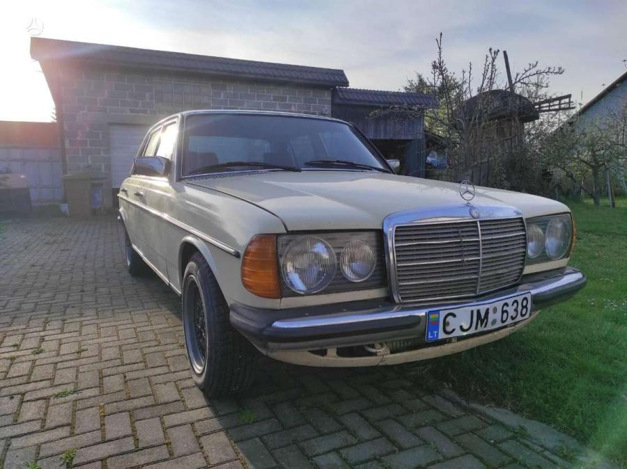 Brown Mercedes-Benz W 123 1982 in Kupiskis, with an engine capacity of 2.00 L and mileage of 251 thousand km for 2400 €, photo 10 on AUTOMOTO.COM.LV