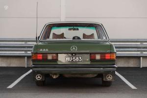 Green Mercedes-Benz W 123 1979 in Tallinn, with an engine capacity of 2.31 L and mileage of 135 thousand km for 12900 €, photo 7 on AUTOMOTO.COM.LV