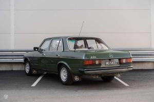 Green Mercedes-Benz W 123 1979 in Tallinn, with an engine capacity of 2.31 L and mileage of 135 thousand km for 12900 €, photo 8 on AUTOMOTO.COM.LV