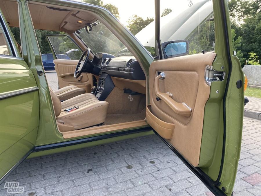 Green Mercedes-Benz W 123 1981 in Taurage, with an engine capacity of 2.00 L and mileage of 211 thousand km for 6900 €, photo 9 on AUTOMOTO.COM.LV