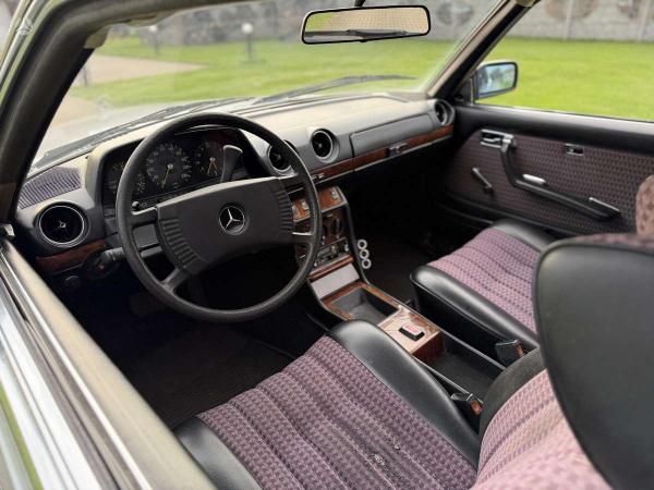 Серый Мерседес W 123 1978 в Кедайняй, объемом двигателя 2.80 л и пробегом 178 тыс. км за 5500 €, фото 8 на AUTOMOTO.COM.LV