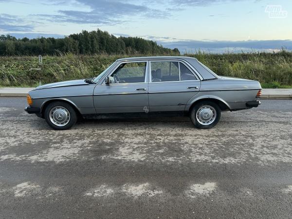 Серый Мерседес W 123 1981 в Каунас, объемом двигателя 2.00 л и пробегом 350 тыс. км за 2000 €, фото 4 на AUTOMOTO.COM.LV