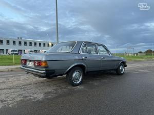 Pelēks Mercedes-Benz W 123 1981 Kauņa, ar dzinēja tilpumu 2.00 L un nobraukumu 350 tūkst. km par 2000 €, foto 8 vietnē AUTOMOTO.COM.LV