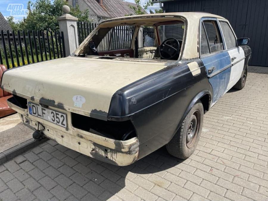 Mercedes-Benz W 123 1982 Raseiniai, ar dzinēja tilpumu 2.00 L un nobraukumu 254 tūkst. km par 2500 €, foto 5 vietnē AUTOMOTO.COM.LV