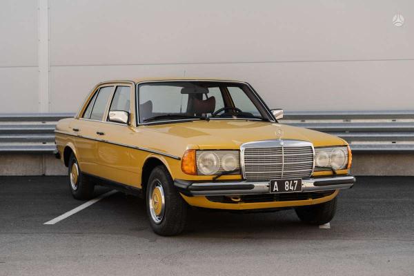 Dzeltens Mercedes-Benz W 123 1979 Tallina, ar dzinēja tilpumu 3.00 L un nobraukumu 261 tūkst. km par 14500 €, foto 4 vietnē AUTOMOTO.COM.LV