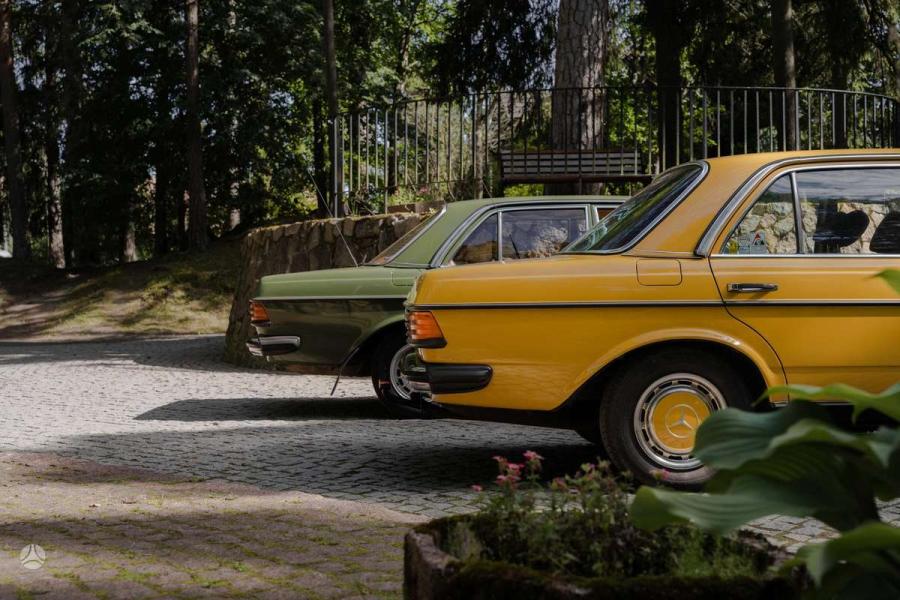 Yellow Mercedes-Benz W 123 1979 in Tallinn, with an engine capacity of 3.00 L and mileage of 261 thousand km for 14500 €, photo 41 on AUTOMOTO.COM.LV