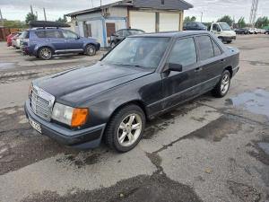 Черный Мерседес W 124 1986 в Паневежис, объемом двигателя 2.30 л и пробегом 238 тыс. км за 1750 €, фото  на AUTOMOTO.COM.LV