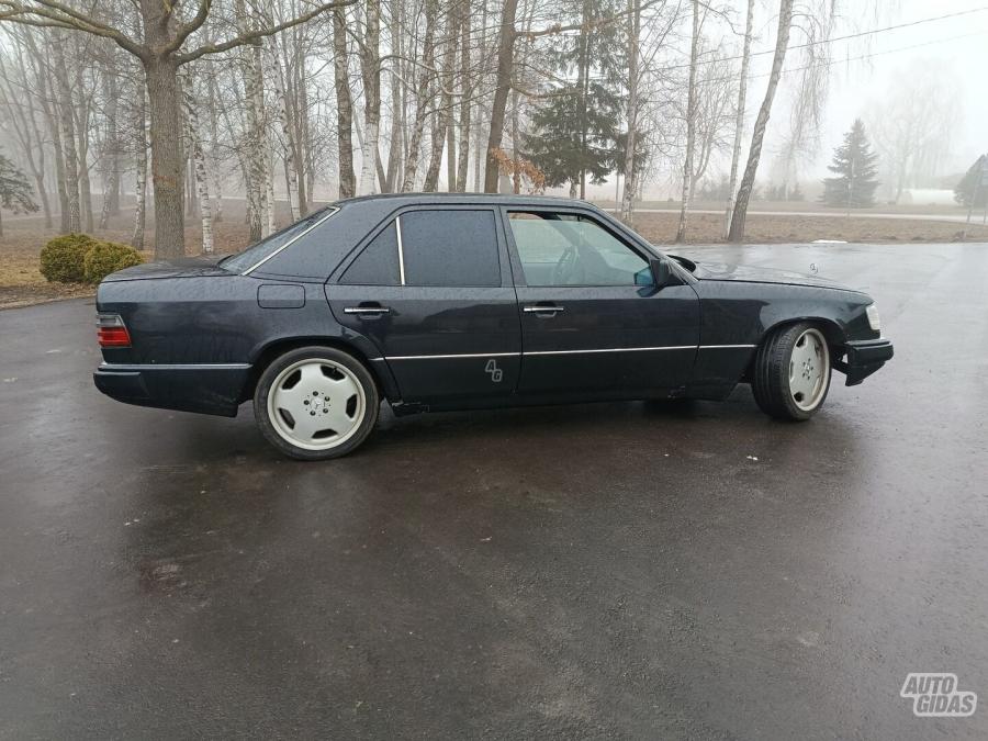 Черный Мерседес W 124 1989 в Шяуляй, объемом двигателя 2.50 л и пробегом 347 тыс. км за 4100 €, фото 6 на AUTOMOTO.COM.LV