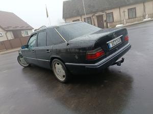 Черный Мерседес W 124 1989 в Шяуляй, объемом двигателя 2.50 л и пробегом 347 тыс. км за 4100 €, фото 10 на AUTOMOTO.COM.LV