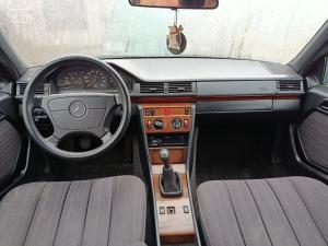 Черный Мерседес W 124 1989 в Шяуляй, объемом двигателя 2.50 л и пробегом 347 тыс. км за 4100 €, фото 33 на AUTOMOTO.COM.LV