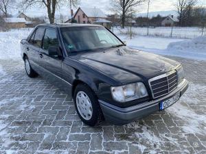 Черный Мерседес W 124 1995 в Ионишкис, объемом двигателя 2.80 л и пробегом 249 тыс. км за 9100 €, фото 9 на AUTOMOTO.COM.LV