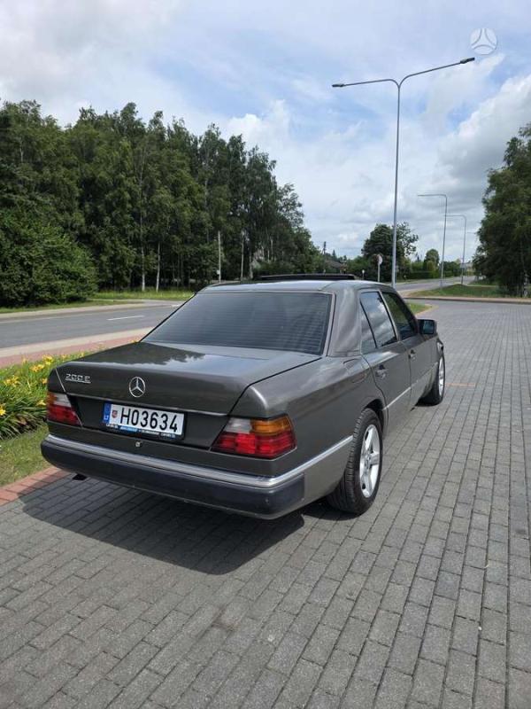 Коричневый Мерседес W 124 1990 в Расейняй, объемом двигателя 2.00 л и пробегом 205 тыс. км за 5999 €, фото 6 на AUTOMOTO.COM.LV