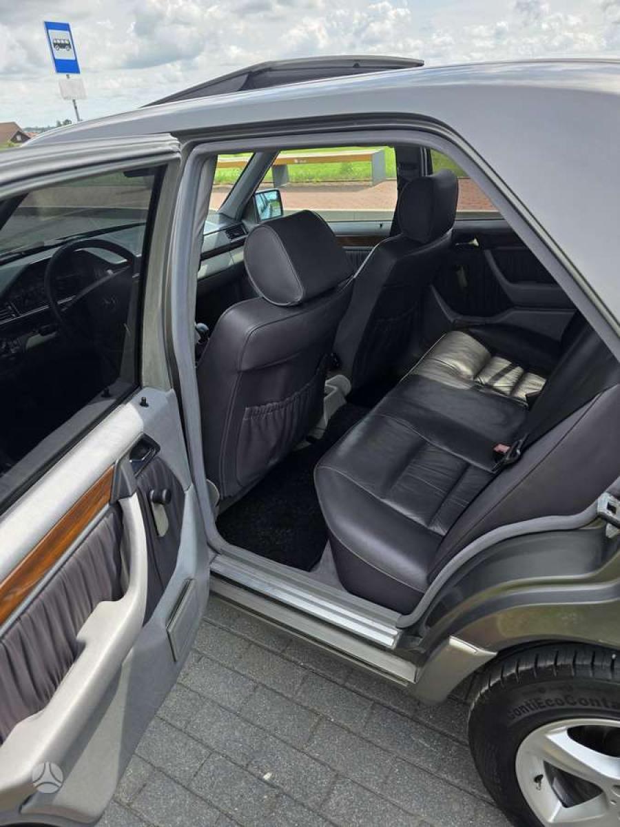 Коричневый Мерседес W 124 1990 в Расейняй, объемом двигателя 2.00 л и пробегом 205 тыс. км за 5999 €, фото 9 на AUTOMOTO.COM.LV