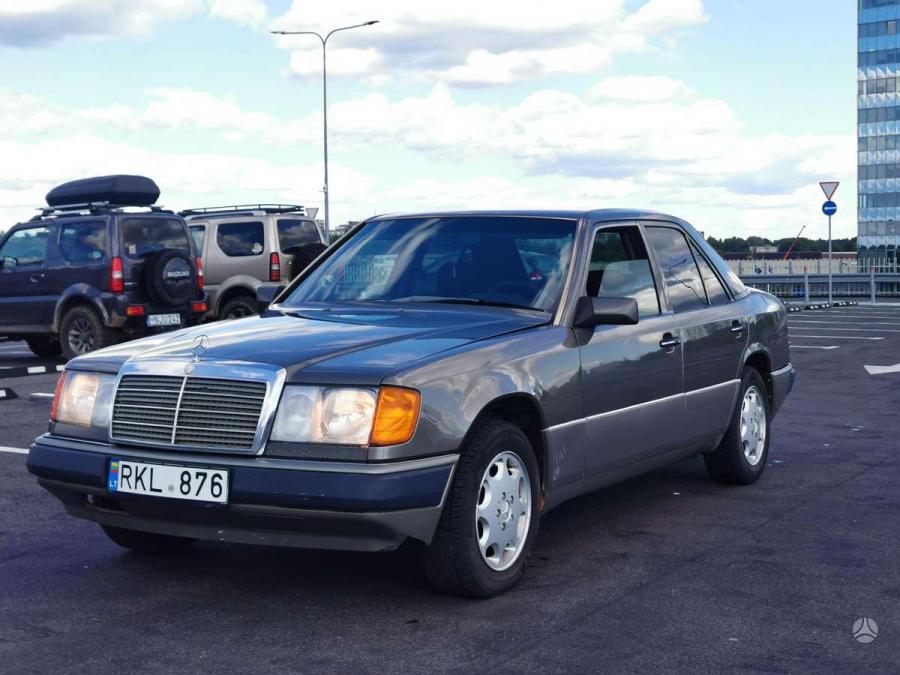 Серый Мерседес W 124 1990 в Вильнюс, объемом двигателя 2.00 л и пробегом 400 тыс. км за 2750 €, фото 4 на AUTOMOTO.COM.LV
