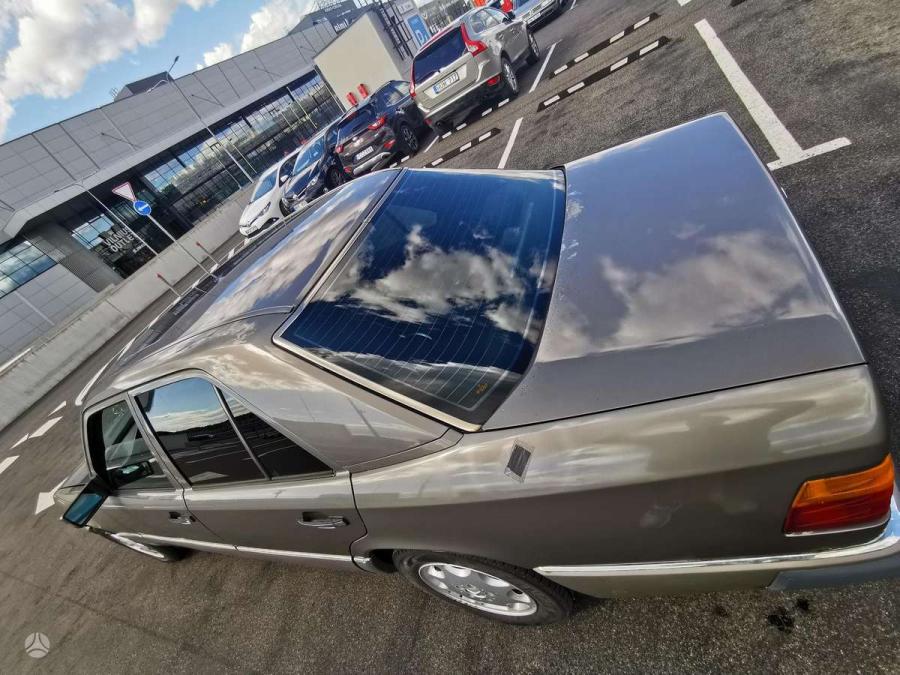 Серый Мерседес W 124 1990 в Вильнюс, объемом двигателя 2.00 л и пробегом 400 тыс. км за 2750 €, фото 9 на AUTOMOTO.COM.LV
