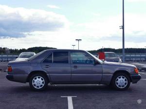 Серый Мерседес W 124 1990 в Вильнюс, объемом двигателя 2.00 л и пробегом 400 тыс. км за 2750 €, фото 25 на AUTOMOTO.COM.LV