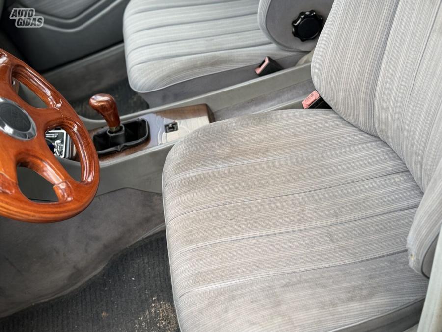 Мерседес W 124 1987 в Каунас, объемом двигателя 2.00 л и пробегом 175 тыс. км за 1500 €, фото 15 на AUTOMOTO.COM.LV