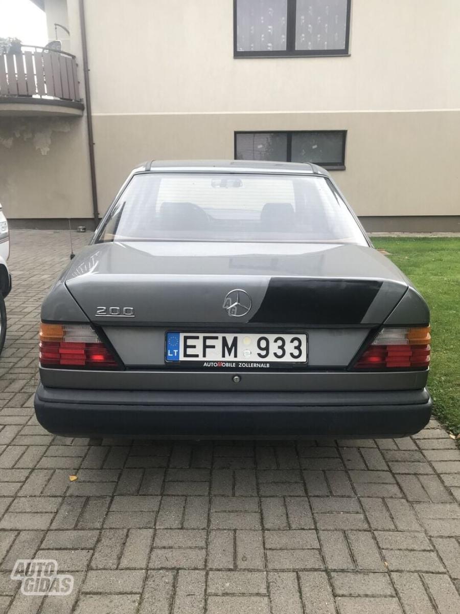 Мерседес W 124 1988 в Каунас, объемом двигателя 2.30 л и пробегом 163 тыс. км за 1600 €, фото 4 на AUTOMOTO.COM.LV