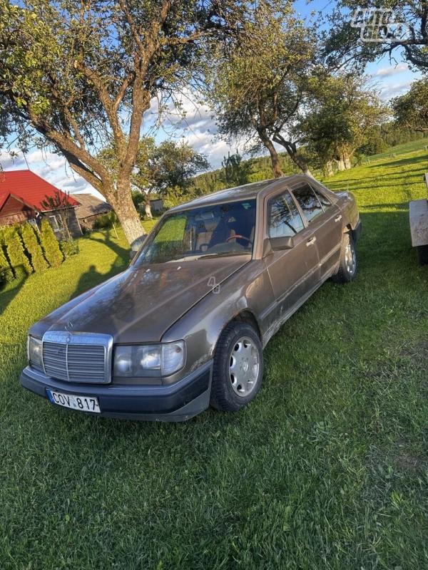 Мерседес W 124 1989 в Шилале, объемом двигателя 3.00 л и пробегом 333 тыс. км за 1500 €, фото 1 на AUTOMOTO.COM.LV