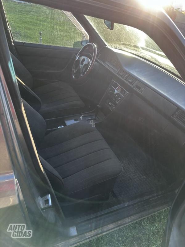 Мерседес W 124 1989 в Шилале, объемом двигателя 3.00 л и пробегом 333 тыс. км за 1500 €, фото 6 на AUTOMOTO.COM.LV