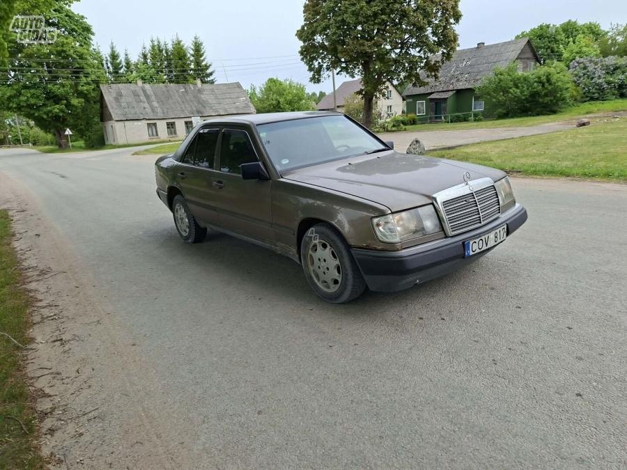 Мерседес W 124 1989 в Шилале, объемом двигателя 3.00 л и пробегом 333 тыс. км за 1500 €, фото 10 на AUTOMOTO.COM.LV