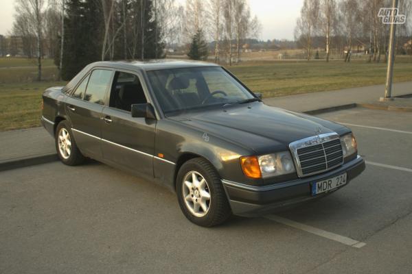 Мерседес W 124 1993 в Ширвинтос, объемом двигателя 2.00 л и пробегом 183 тыс. км за 7500 €, фото 2 на AUTOMOTO.COM.LV