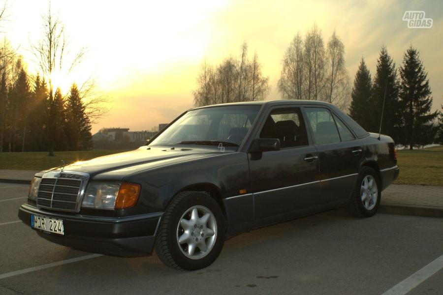 Mercedes-Benz W 124 1993 Širvintos, ar dzinēja tilpumu 2.00 L un nobraukumu 183 tūkst. km par 7500 €, foto 7 vietnē AUTOMOTO.COM.LV