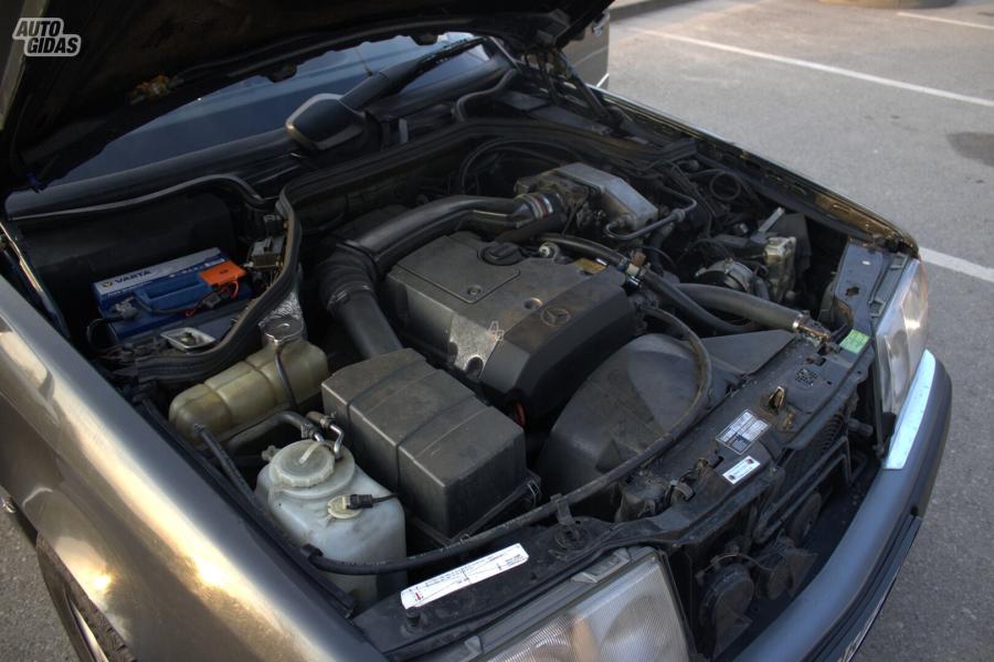 Mercedes-Benz W 124 1993 Širvintos, ar dzinēja tilpumu 2.00 L un nobraukumu 183 tūkst. km par 7500 €, foto 13 vietnē AUTOMOTO.COM.LV