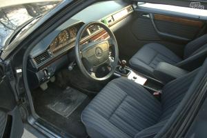 Mercedes-Benz W 124 1993 Širvintos, ar dzinēja tilpumu 2.00 L un nobraukumu 183 tūkst. km par 7500 €, foto 15 vietnē AUTOMOTO.COM.LV