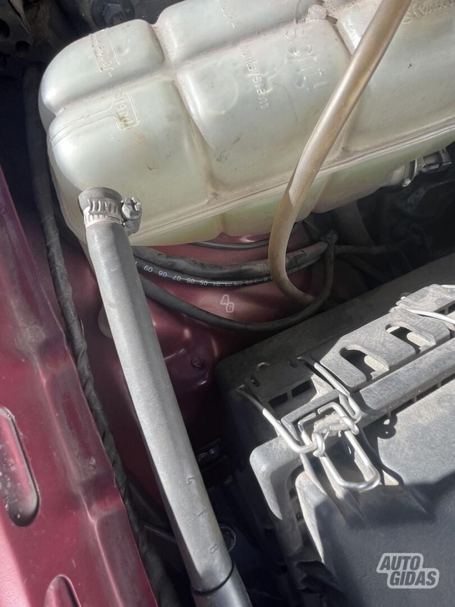 Mercedes-Benz W 124 1994 Kauņa, ar dzinēja tilpumu 2.50 L un nobraukumu 263 tūkst. km par 6500 €, foto 5 vietnē AUTOMOTO.COM.LV