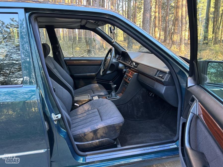 Мерседес W 124 1995 в Вильнюс, объемом двигателя 2.00 л и пробегом 236 тыс. км за 5999 €, фото 6 на AUTOMOTO.COM.LV