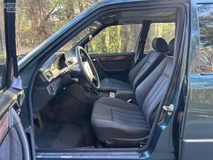 Мерседес W 124 1995 в Вильнюс, объемом двигателя 2.00 л и пробегом 236 тыс. км за 5999 €, фото 12 на AUTOMOTO.COM.LV