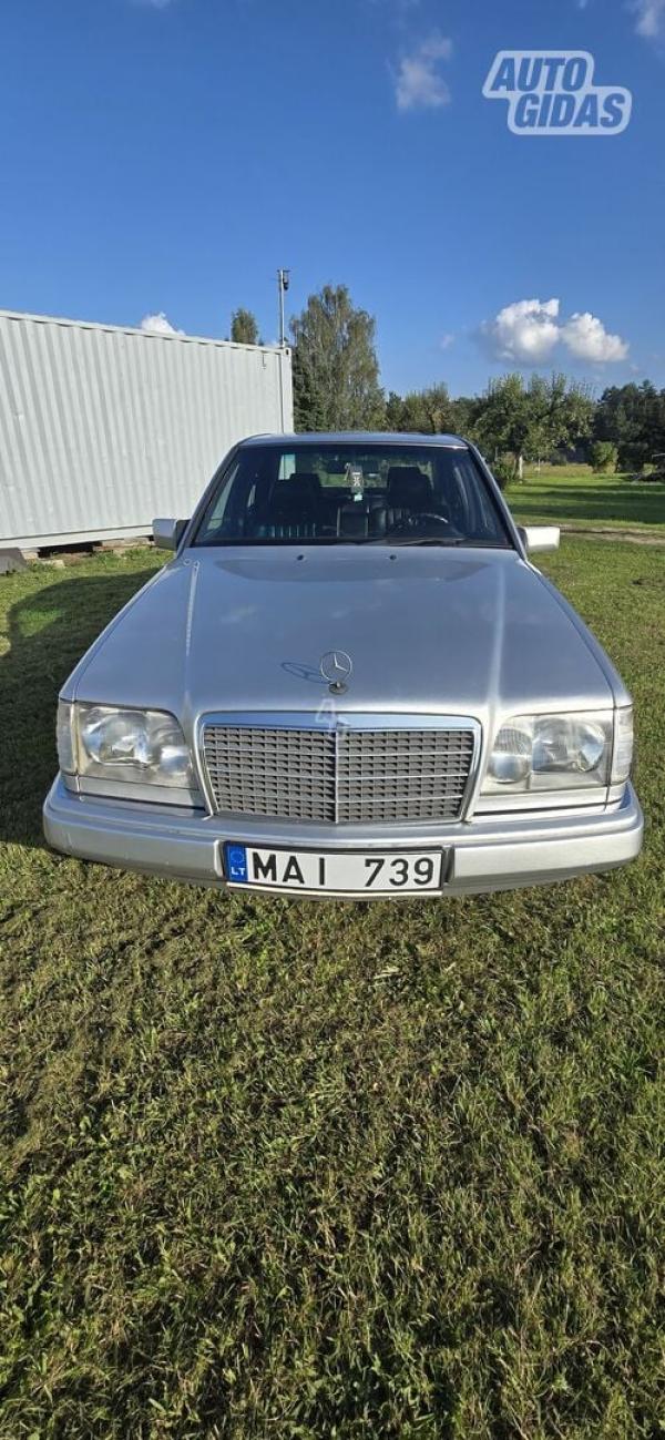 Мерседес W 124 1995 в Каунас, объемом двигателя 2.00 л и пробегом 418 тыс. км за 2900 €, фото 3 на AUTOMOTO.COM.LV