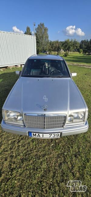 Мерседес W 124 1995 в Каунас, объемом двигателя 2.00 л и пробегом 418 тыс. км за 2900 €, фото 12 на AUTOMOTO.COM.LV