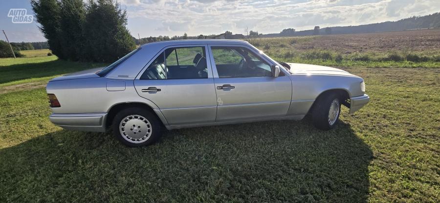 Мерседес W 124 1995 в Каунас, объемом двигателя 2.00 л и пробегом 418 тыс. км за 2900 €, фото 16 на AUTOMOTO.COM.LV