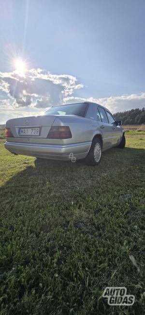 Мерседес W 124 1995 в Каунас, объемом двигателя 2.00 л и пробегом 418 тыс. км за 2900 €, фото 19 на AUTOMOTO.COM.LV