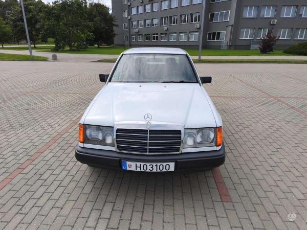 Balts Mercedes-Benz W 124 1987 Kauņa, ar dzinēja tilpumu 2.30 L un nobraukumu 104 tūkst. km par 4333 €, foto 2 vietnē AUTOMOTO.COM.LV