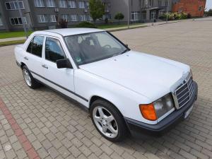 Balts Mercedes-Benz W 124 1987 Kauņa, ar dzinēja tilpumu 2.30 L un nobraukumu 104 tūkst. km par 4333 €, foto 4 vietnē AUTOMOTO.COM.LV