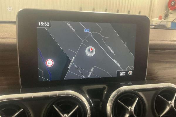 Green Mercedes-Benz X 250 2018 in Vilnius, with an engine capacity of 2.30 L and mileage of 205 thousand km for 21900 €, photo 6 on AUTOMOTO.COM.LV