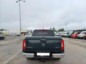 Green Mercedes-Benz X 250 2018 in Vilnius, with an engine capacity of 2.30 L and mileage of 205 thousand km for 21900 €, photo 7 on AUTOMOTO.COM.LV